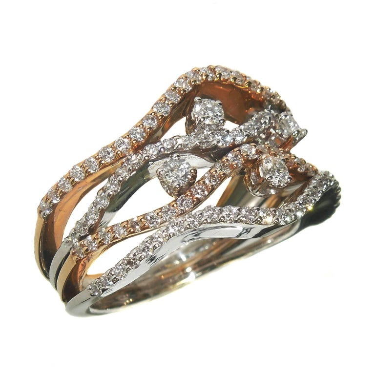 Two-Tone Gold and Diamond Ring For Sale at 1stDibs