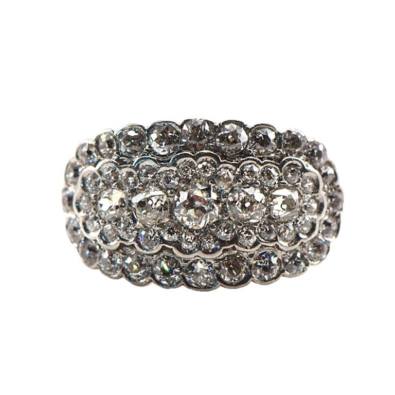 Diamond Platinum Dinner Ring For Sale at 1stDibs