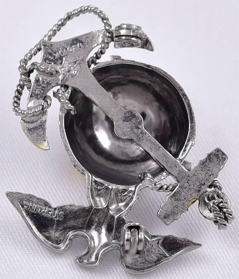 U.S. Marine Corps Gold Silver Pin For Sale at 1stdibs