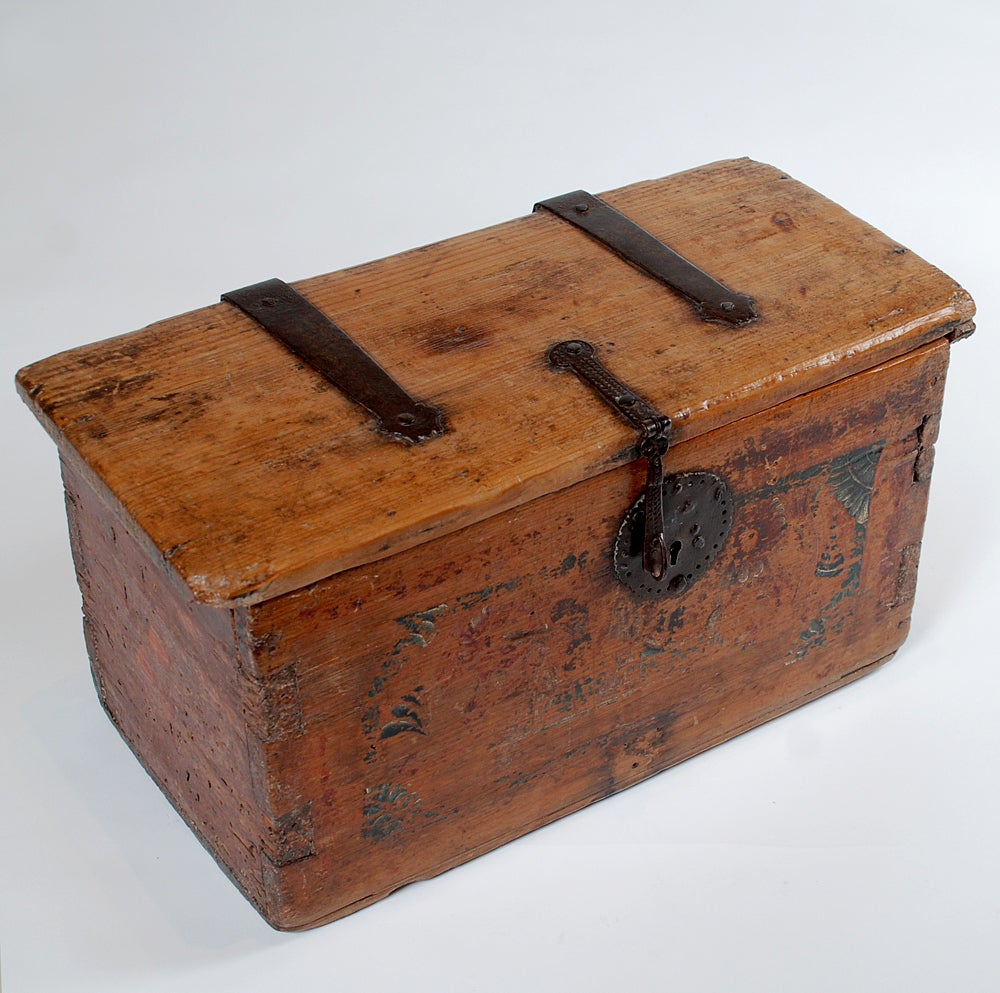18th Century Spanish Colonial Lock-Box at 1stDibs | lockbox in spanish ...