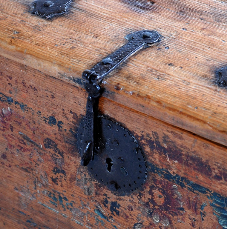 18th Century Spanish Colonial Lock-Box at 1stDibs | lockbox in spanish ...