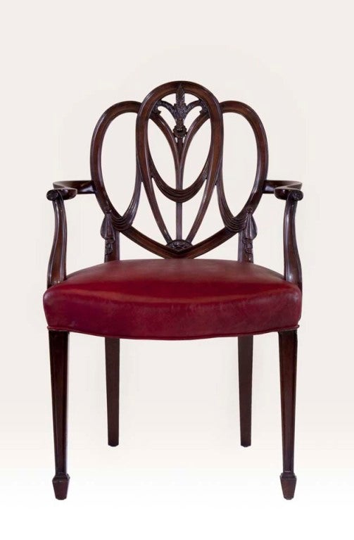 Pair of Heartback Hepplewhite Chairs For Sale at 1stDibs | hepplewhite ...