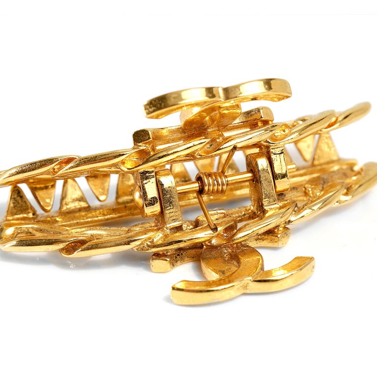 Chanel Gold CC Large Hair Clip at 1stDibs | chanel hair clip, cc hair ...