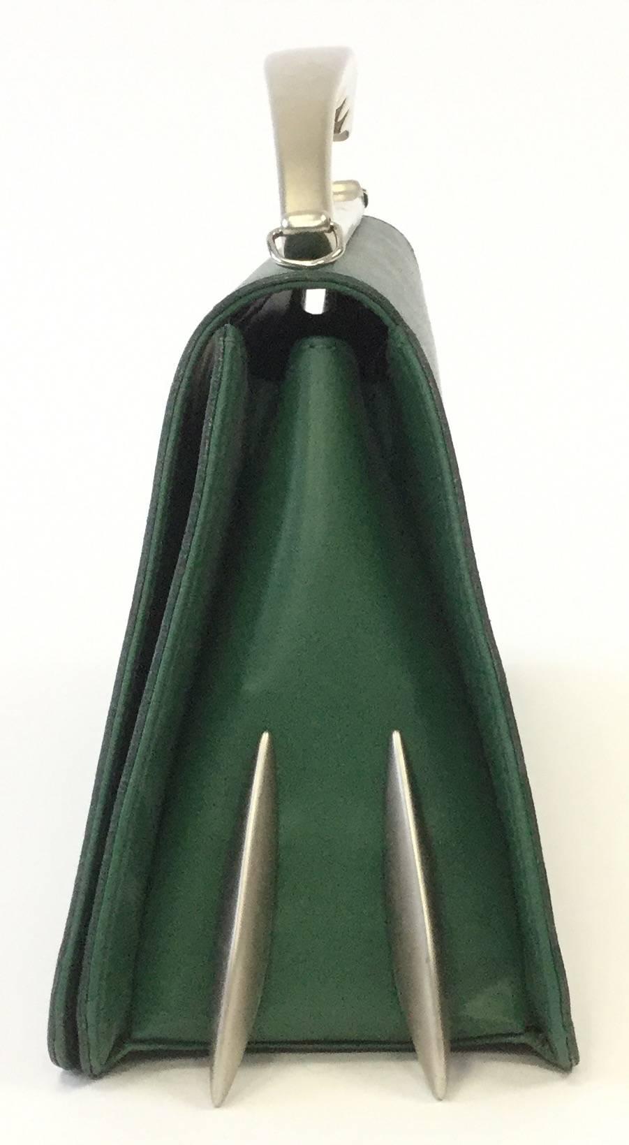 1960s Ivan Cipriani Italy Green Waxed Canvas Atomic Age Iron Handle Purse at 1stDibs | cipriani ...