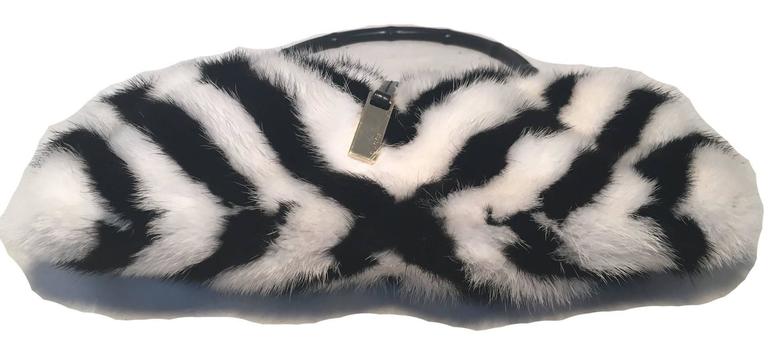 Gucci Black and White Chevron Zebra Print Fur Handbag For Sale at 1stDibs