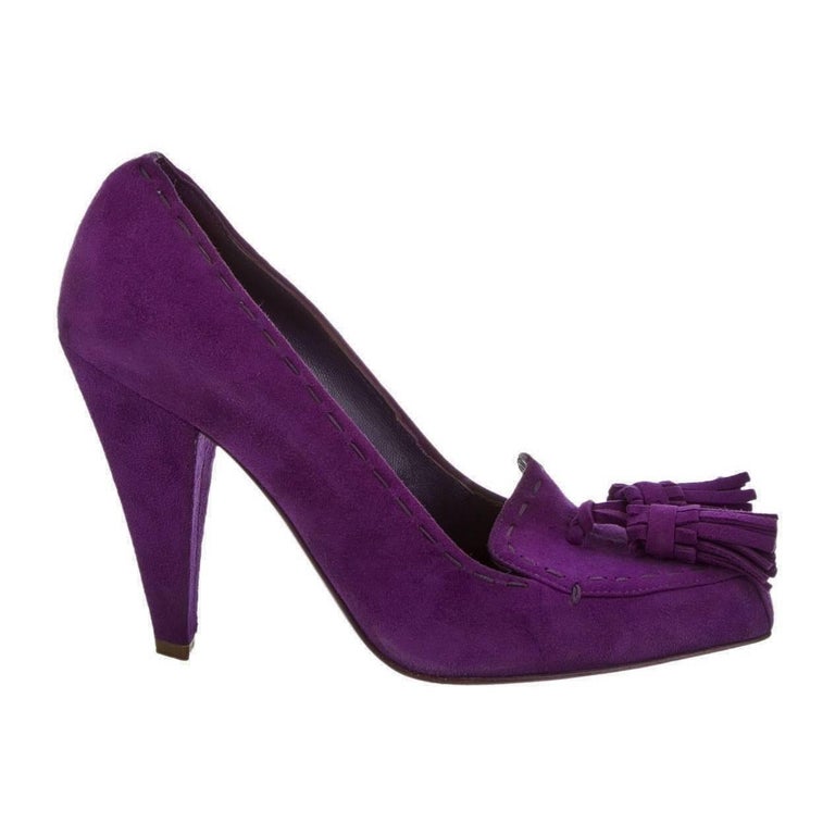 Yves Saint Laurent par Stefano Pilati Escarpins à talons en daim ...