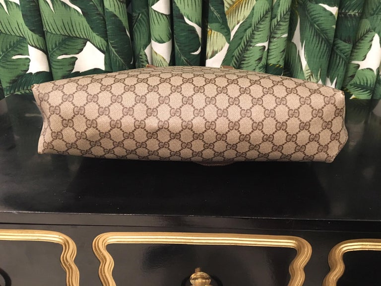 Large Gucci Classic Monogram "GG" Shoulder Tote For Sale at 1stDibs ...
