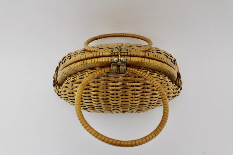 Basket Vintage Rattan Handle Handbag 1950s Italy at 1stDibs | vintage ...