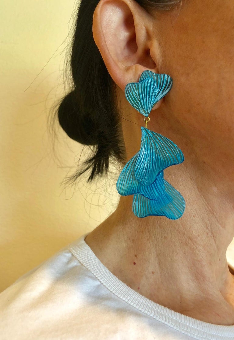 Cilea Paris Large Architectural Wave Earrings at 1stDibs