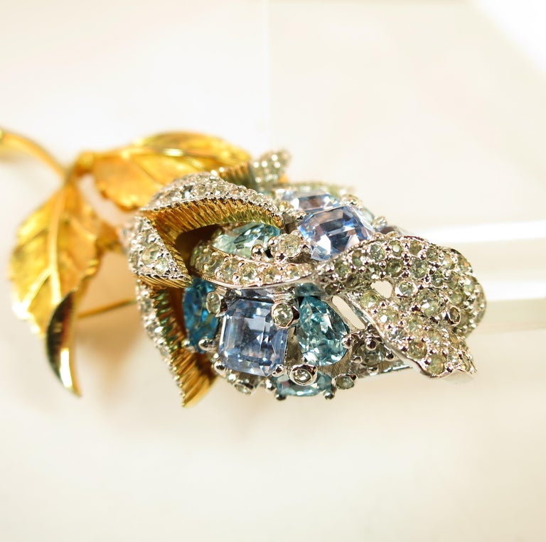 Ciro of Bond Street and NY Crystal Flower Brooch 1950s For Sale at 1stDibs