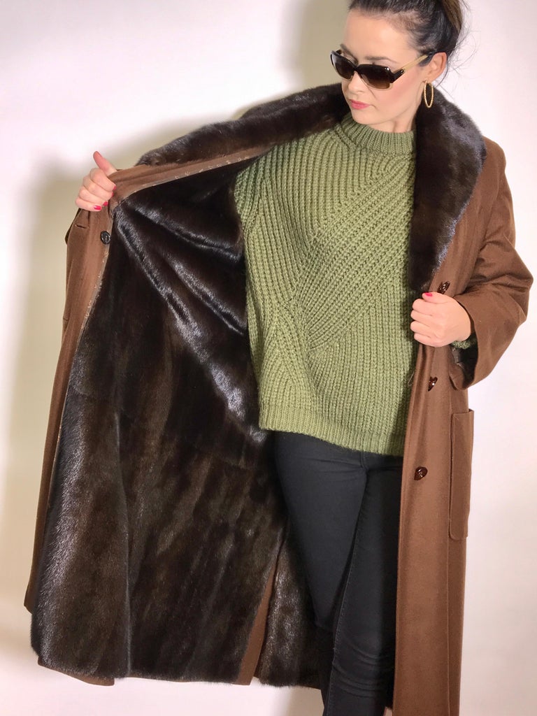 Silk mink coat with inside fur / trenchcoat by ROLI. Dark brown (11 ...