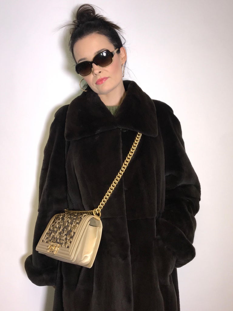 Floor-length sheared velvet silk mink fur coat. Dark brown (12) For ...