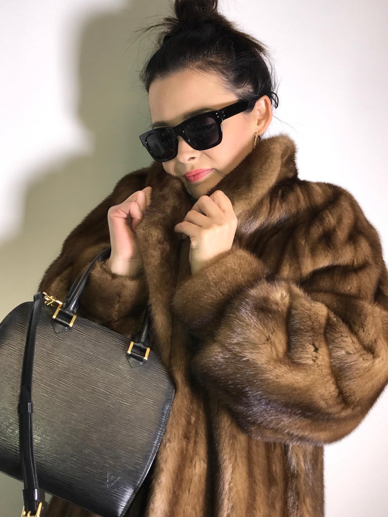 Long mink fur coat by EMBA, the american mink. Silk mink natural brown ...