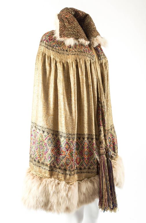 1920s gold lamé evening cape with fox fur trim For Sale at 1stDibs ...