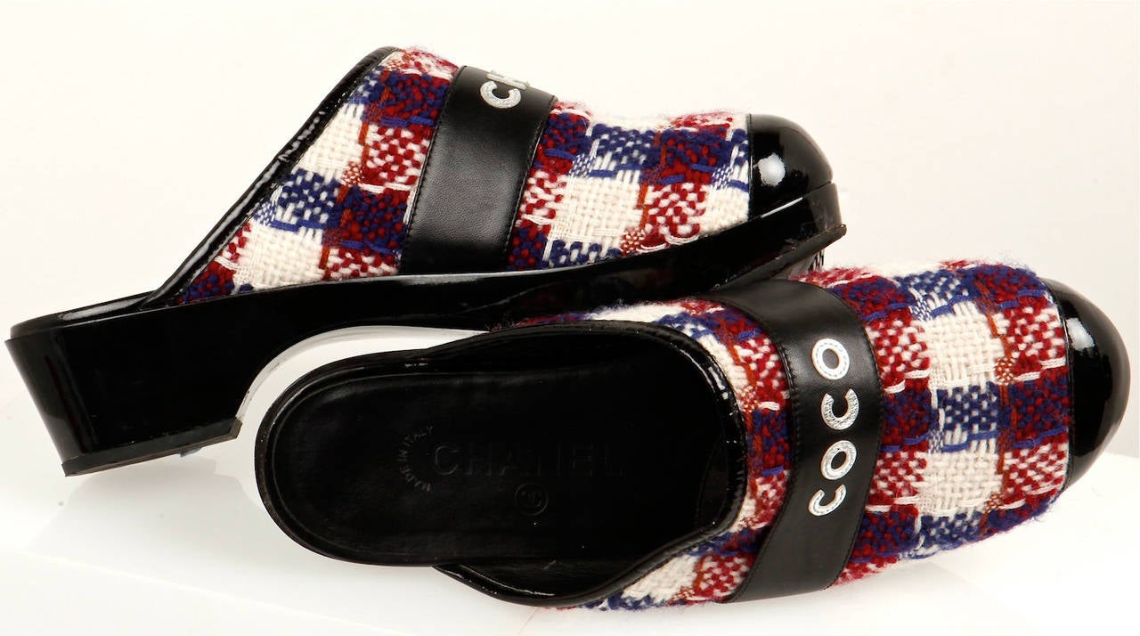 Super rare Chanel Tweed Clogs at 1stDibs | chanel clogs