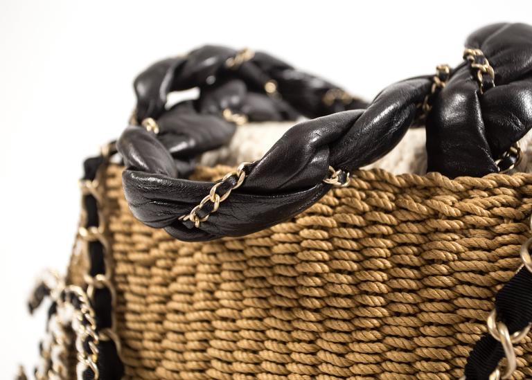 Chanel Spring-Summer 2010 woven straw ''Coco Country'' top handle ...