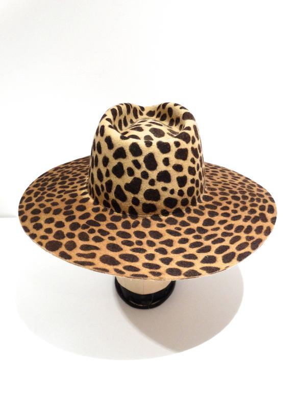 1980s Leopard Print Felt Hat at 1stDibs | leopard felt hat