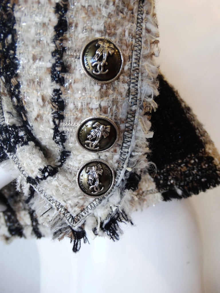 2004 Chanel Ready-to-Wear Runway Tweed Jacket at 1stDibs
