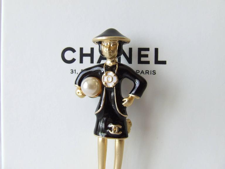 Rare CHANEL Pin Brooch Madame Coco Chanel with pearl In box at 1stDibs ...