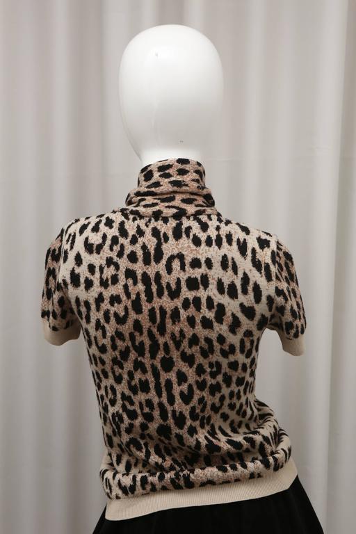 Valentino Leopard Print Cashmere Sweater For Sale at 1stDibs