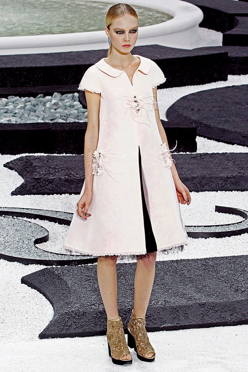 Chanel 11P Pink Silk Feather $16K Runway Dress Unworn at 1stdibs