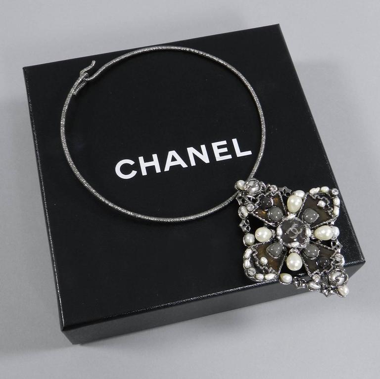 CHANEL 10A Shanghai Collection Pearl Enamel Choker Necklace Brooch at ...