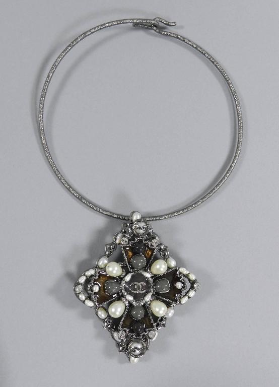 CHANEL 10A Shanghai Collection Pearl Enamel Choker Necklace Brooch at ...