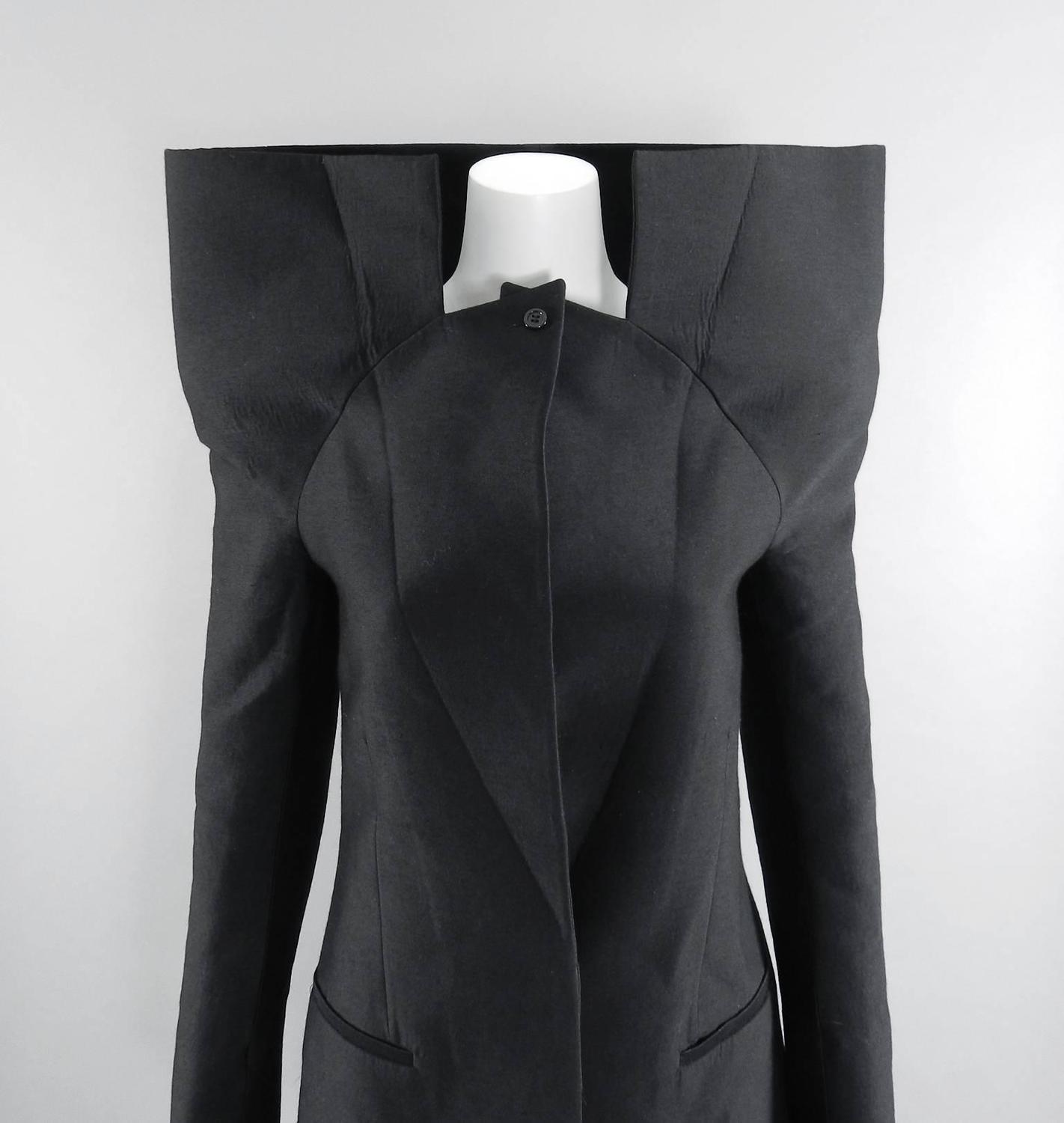 Maison Martin Margiela Fall 2008 Shoulderless Runway Jacket - Avant ...