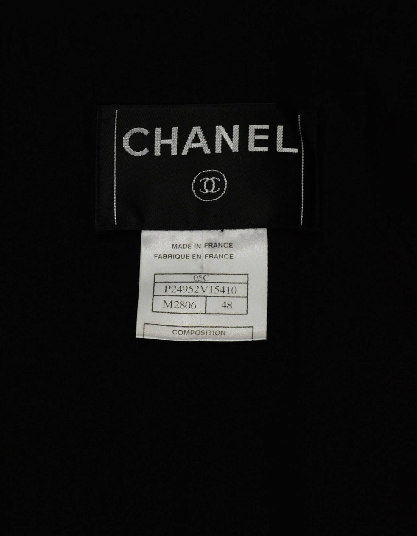 Chanel Black and White Tweed Logo Crest Patch Jacket Sz 48 For Sale at ...