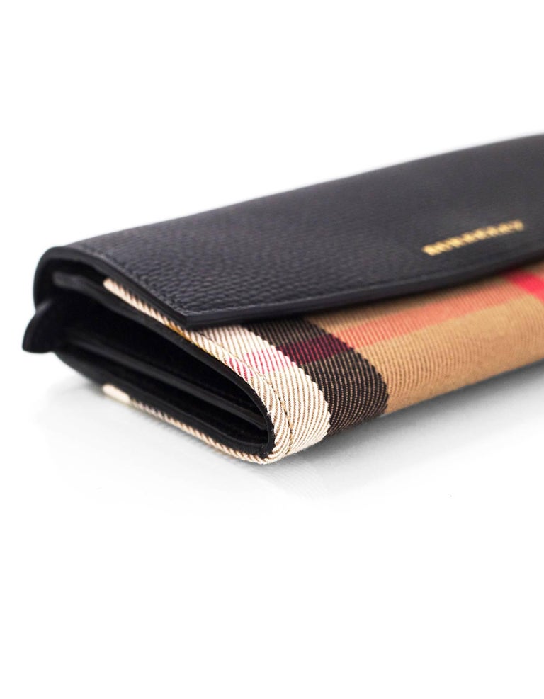 Burberry House Check Porter Wallet NEW with DB For Sale at 1stDibs ...