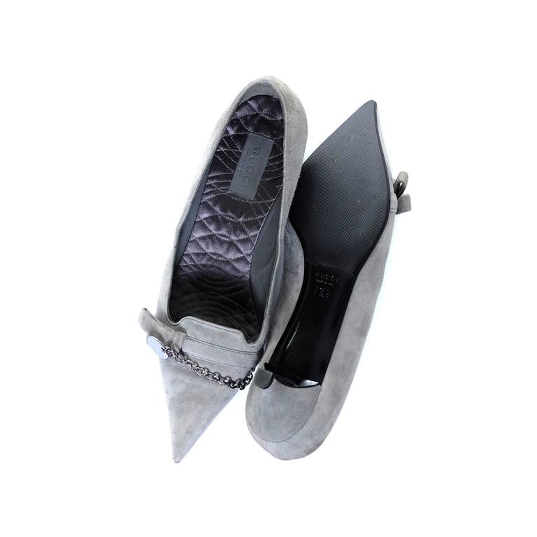 NEW Vintage Gucci Gray Suede Shoes Chain Detail Kitten Heels Medallion ...