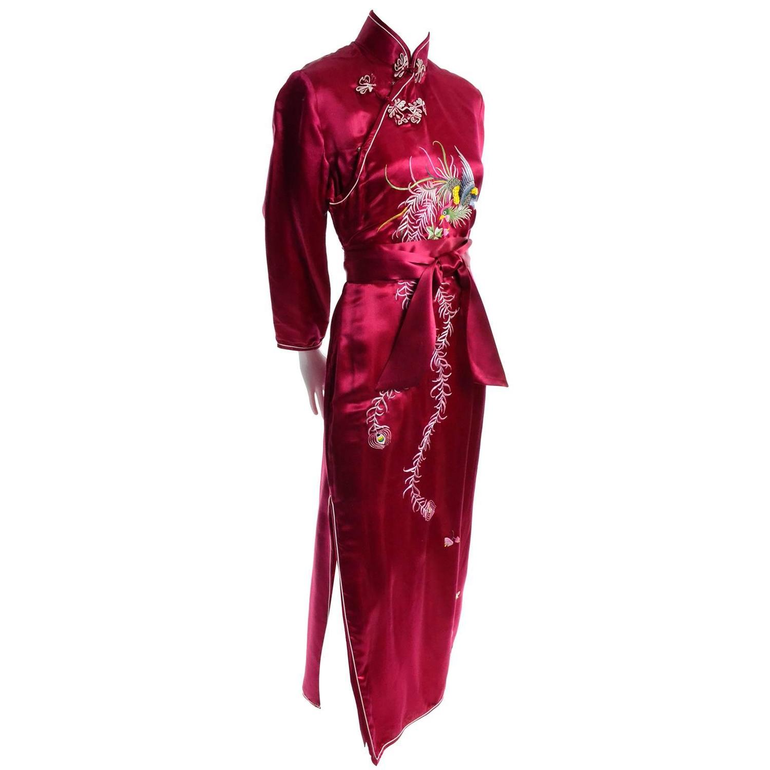 Chinese Vintage Red Silk Cheongsam Dress Fine Embroidery Peacock Bird ...