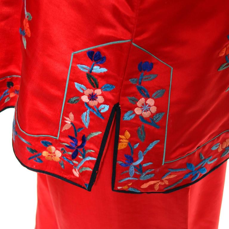1940s Vintage Chinese Pajamas Red Silk Embroidered Top and Bottoms at ...