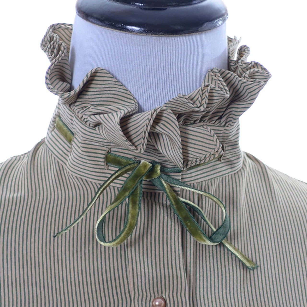 Valentino Boutique Vintage Blouse Green Taupe Silk Velvet Ribbon bow ...