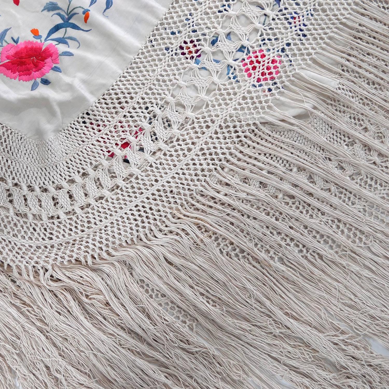 1920s Antique Silk Piano Scarf Vintage Shawl Embroidered Floral Fringe ...