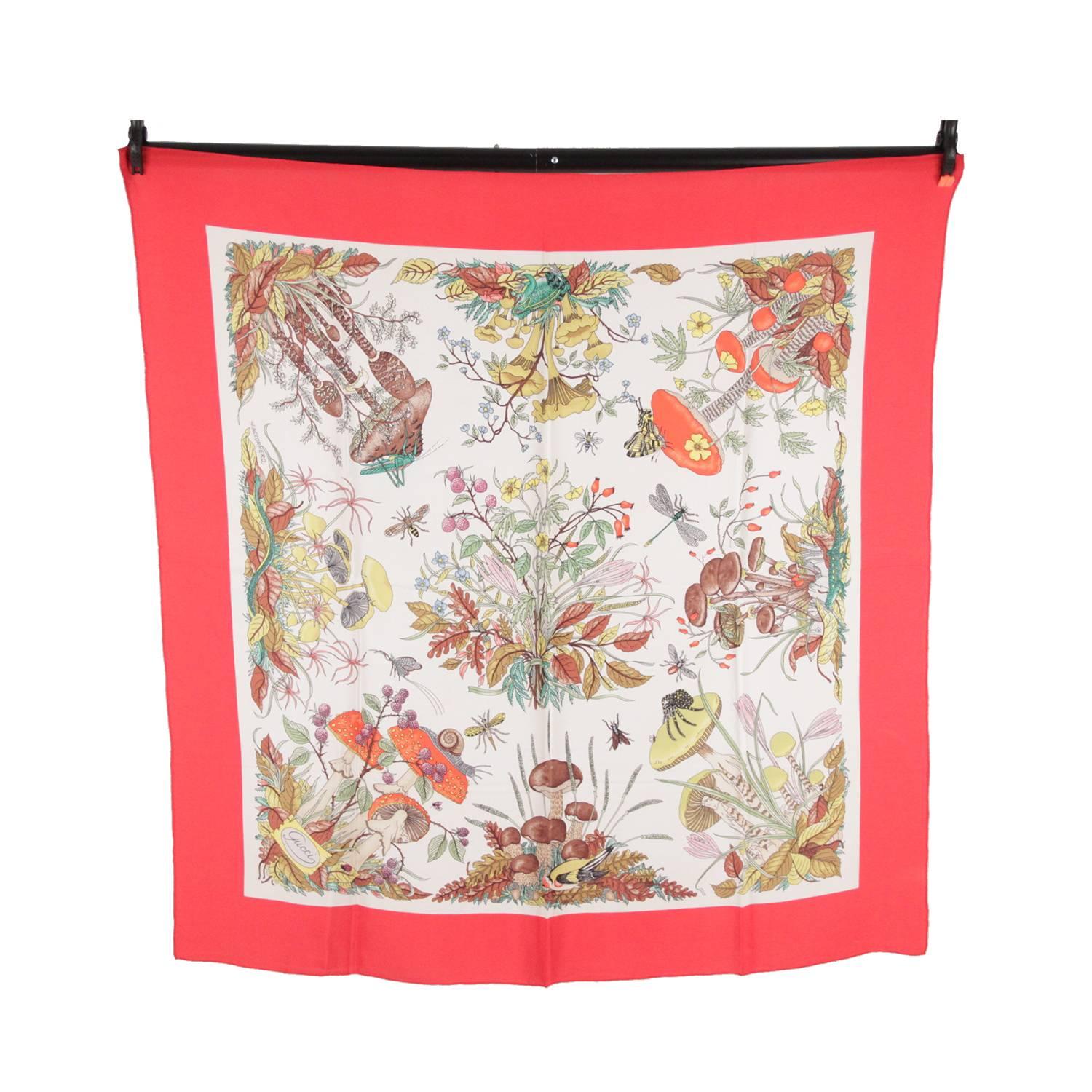 GUCCI Silk Crepe VINTAGE Red Border MUSHROOMS SCARF Accornero For Sale ...