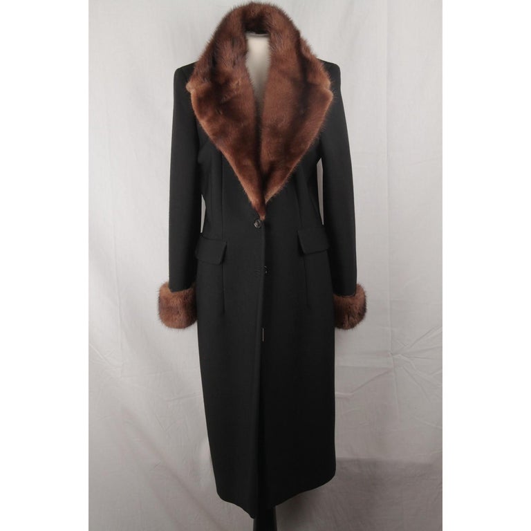 Les Copains Black Wool Tailored Coat with Mink Fur Trim Size 44 at 1stDibs