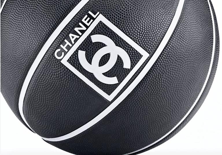 NEW *ﾟ" COLLECTOR'S " CHANEL Sport Basketball Ball Never Used w. Duster ...