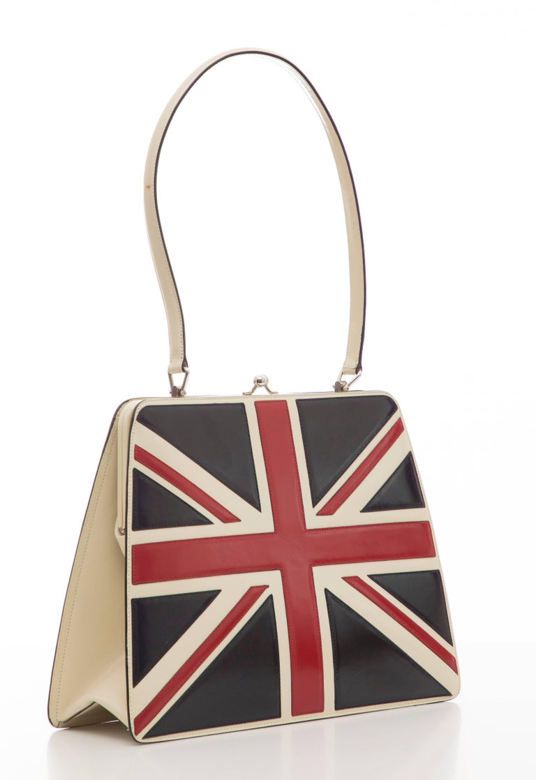 Moschino Union Jack Handbag at 1stDibs | union jack bags and purses