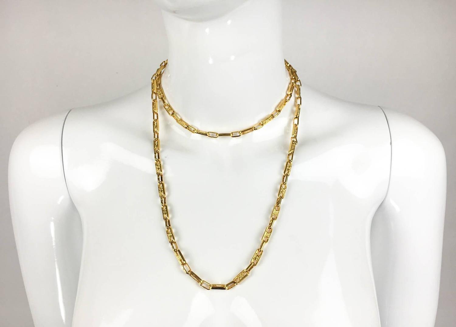 Celine Gold-Tone Long Chain - 1990s For Sale at 1stdibs
