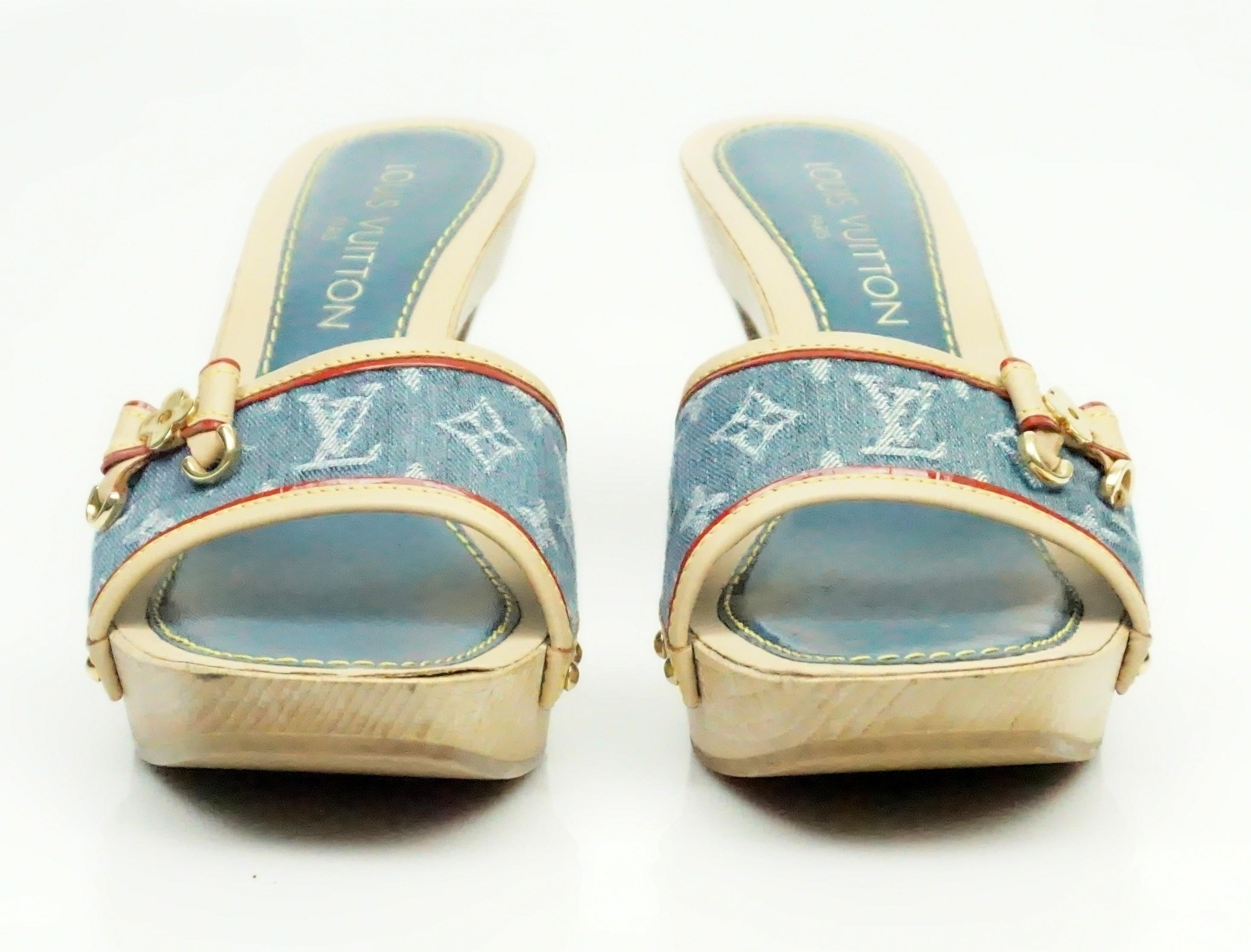Louis Vuitton Denim Printed Slides - 37 For Sale at 1stDibs