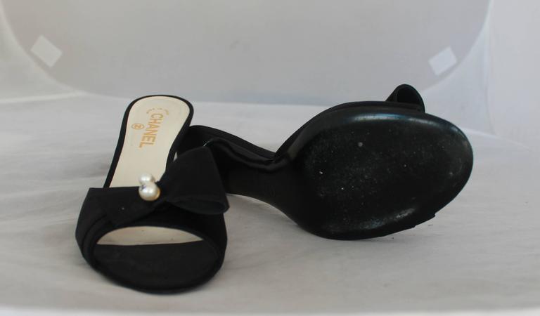 Chanel Black Satin Ribbed Slides w/ Front Bow and "CC" Pearl - 40 For ...