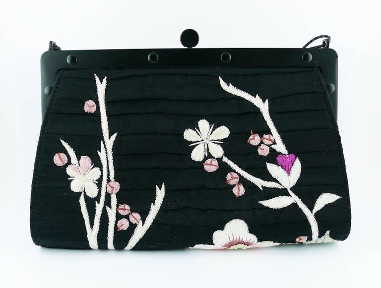 Gucci Rare Embroidered Japanese Flower Style Silk Handbag at 1stDibs ...
