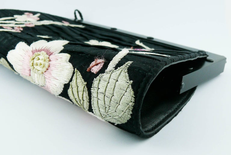 Gucci Rare Embroidered Japanese Flower Style Silk Handbag at 1stDibs ...