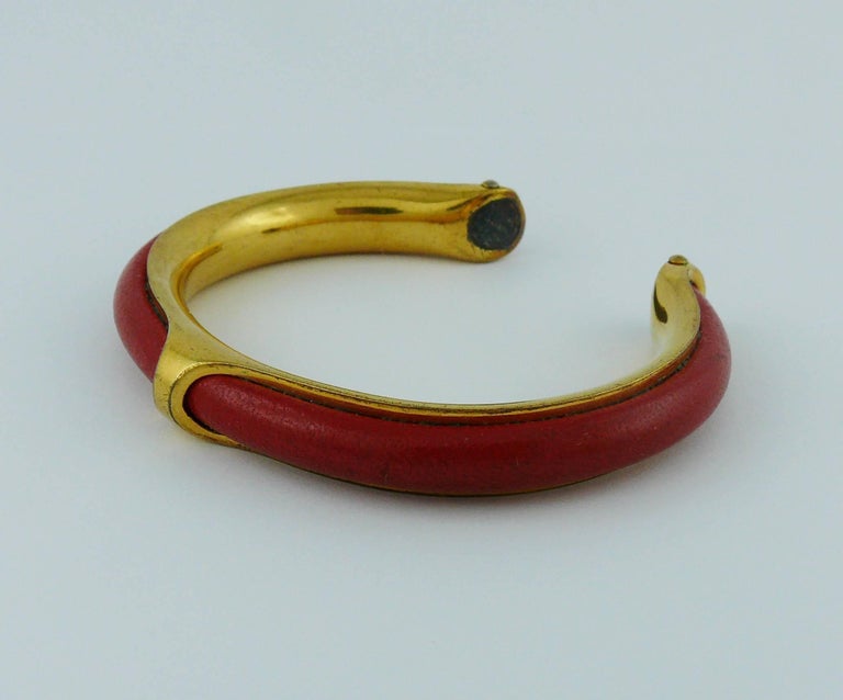 Hermès Vintage Red Leather Kyoto Bangle Bracelet at 1stDibs | hermes ...