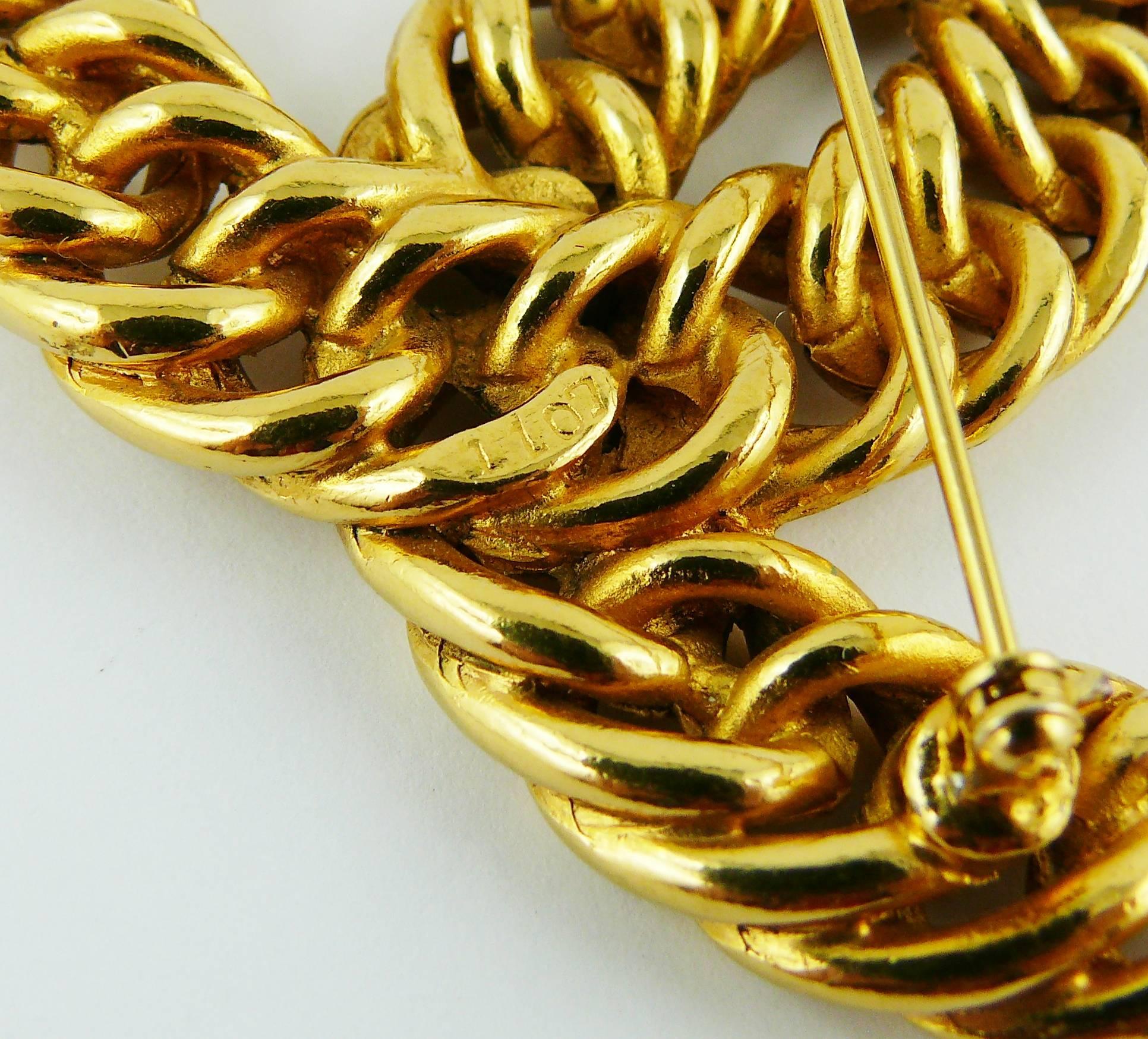 Chanel Vintage Massive Iconic Gold Toned Curb Chain Logo Brooch at ...