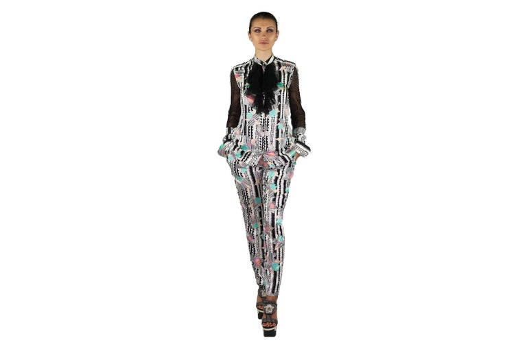NEW VERSACE PRINTED SILK and LACE PANT SUIT For Sale at 1stDibs