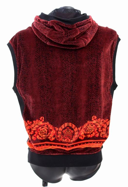 Versace Baroque Printed Velvet Sleeveless Hooded Jacket at 1stDibs ...