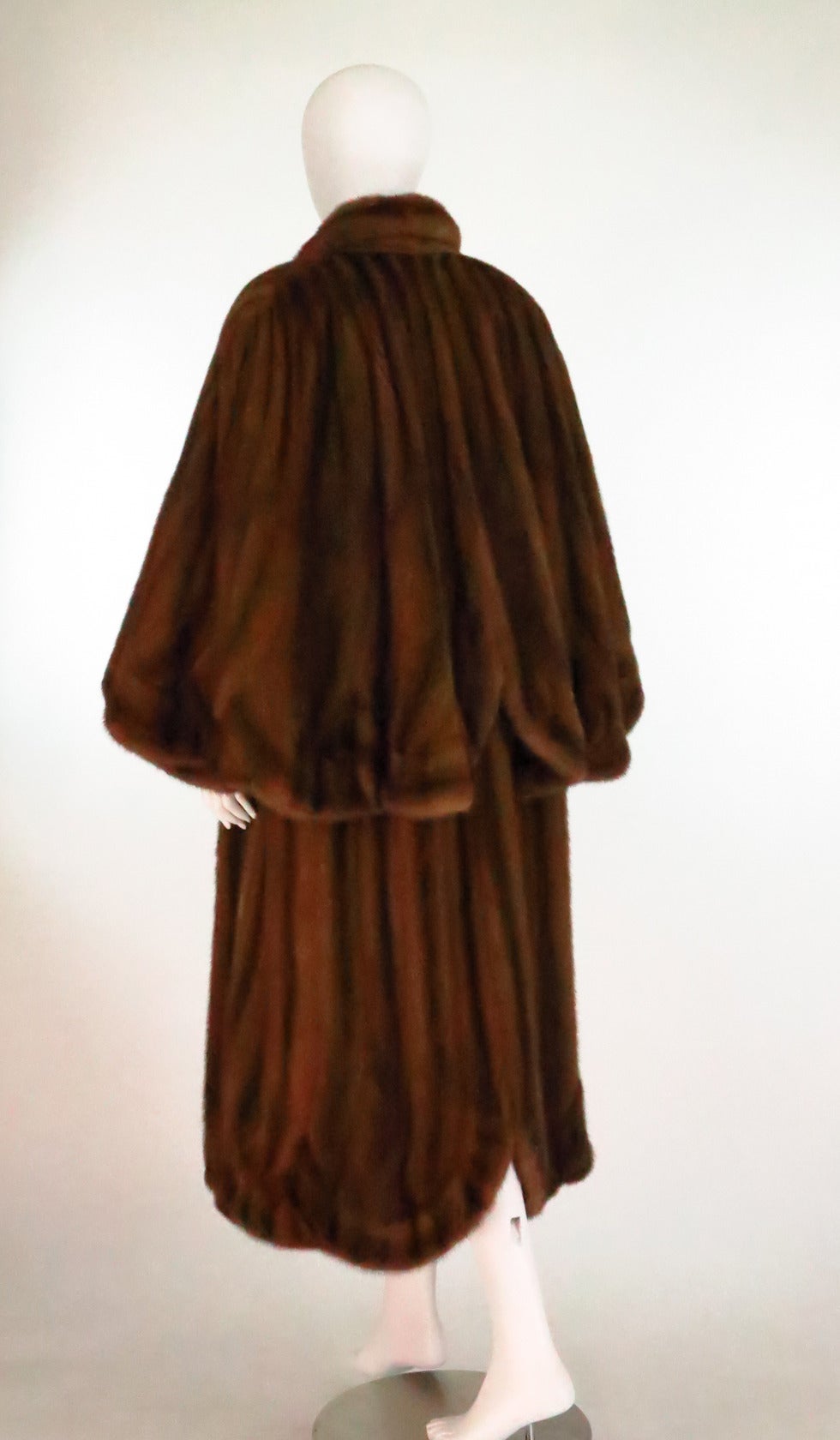 1950s Deep cape back mink coat with scalloped hem at 1stDibs