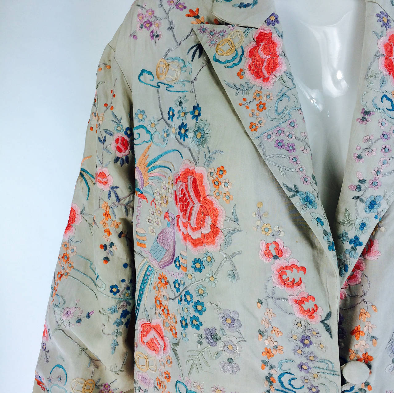 1920s Canton export ivory silk embroidered evening coat For Sale at 1stDibs